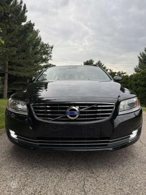 Melns Volvo V70 2014 Alīta, ar dzinēja tilpumu 1.60 L un nobraukumu 304 tūkst. km par 5350 €, foto 4 vietnē AUTOMOTO.COM.LV