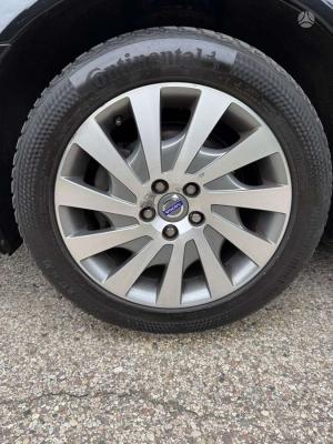 Melns Volvo V70 2014 Alīta, ar dzinēja tilpumu 1.60 L un nobraukumu 304 tūkst. km par 5350 €, foto 7 vietnē AUTOMOTO.COM.LV