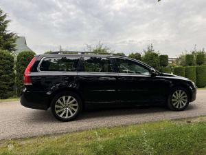 Melns Volvo V70 2014 Alīta, ar dzinēja tilpumu 1.60 L un nobraukumu 304 tūkst. km par 5350 €, foto 14 vietnē AUTOMOTO.COM.LV