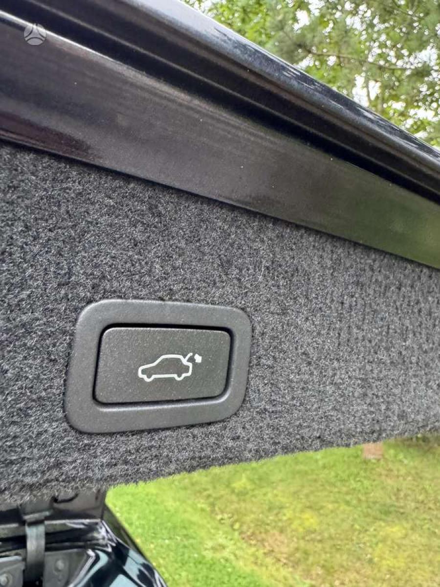 Melns Volvo V70 2014 Alīta, ar dzinēja tilpumu 1.60 L un nobraukumu 304 tūkst. km par 5350 €, foto 21 vietnē AUTOMOTO.COM.LV