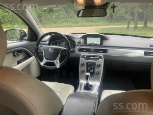 Melns Volvo V70 2014 Jēkabpils, ar dzinēja tilpumu 2.00 L un nobraukumu 396 tūkst. km par 4650 €, foto 9 vietnē AUTOMOTO.COM.LV
