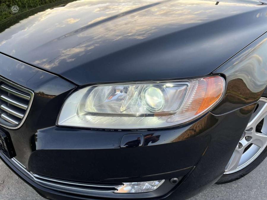 Melns Volvo V70 2014 Prienai, ar dzinēja tilpumu 1.98 L un nobraukumu 285 tūkst. km par 7250 €, foto 9 vietnē AUTOMOTO.COM.LV