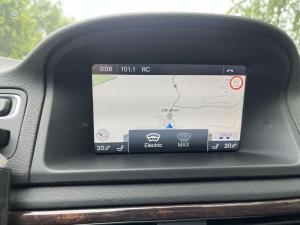 Melns Volvo V70 2014 Prienai, ar dzinēja tilpumu 1.98 L un nobraukumu 285 tūkst. km par 7250 €, foto 18 vietnē AUTOMOTO.COM.LV
