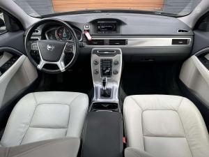 Black Volvo V70 2014 in Jonava, with an engine capacity of 1.97 L and mileage of 219 thousand km for 7150 €, photo 10 on AUTOMOTO.COM.LV