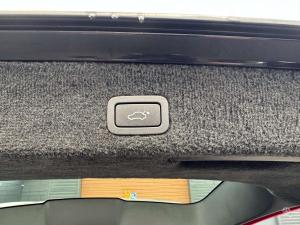 Black Volvo V70 2014 in Jonava, with an engine capacity of 1.97 L and mileage of 219 thousand km for 7150 €, photo 18 on AUTOMOTO.COM.LV
