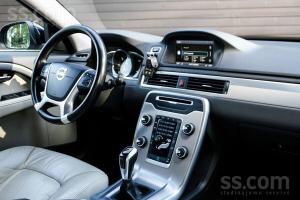 Melns Volvo V70 2014 Rīga, ar dzinēja tilpumu 2.00 L un nobraukumu 396 tūkst. km par 5290 €, foto 6 vietnē AUTOMOTO.COM.LV