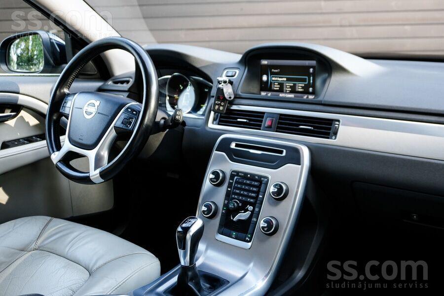 Melns Volvo V70 2014 Rīga, ar dzinēja tilpumu 2.00 L un nobraukumu 396 tūkst. km par 5290 €, foto 6 vietnē AUTOMOTO.COM.LV