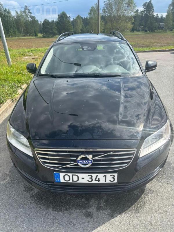 Melns Volvo V70 2015 Rīga, ar dzinēja tilpumu 2.00 L un nobraukumu 197 tūkst. km par 7600 €, foto 3 vietnē AUTOMOTO.COM.LV