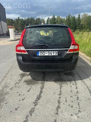 Melns Volvo V70 2015 Rīga, ar dzinēja tilpumu 2.00 L un nobraukumu 197 tūkst. km par 7600 €, foto 4 vietnē AUTOMOTO.COM.LV