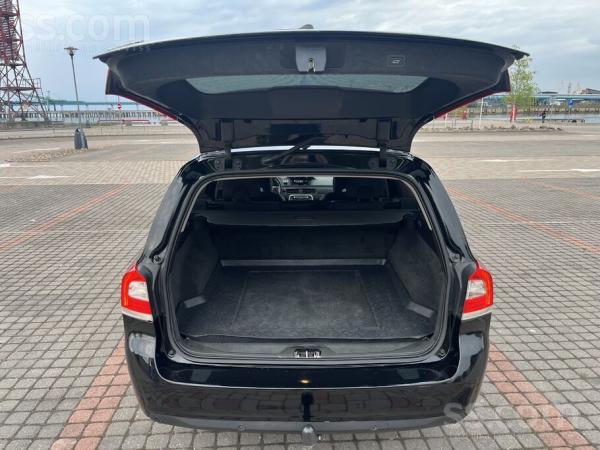 Черный Вольво В70 2015 в Вентспилс, объемом двигателя 2.00 л и пробегом 242 тыс. км за 7000 €, фото 11 на AUTOMOTO.COM.LV