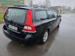 Black Volvo V70 2015 in Kretinga, with an engine capacity of 1.97 L and mileage of 235 thousand km for 5900 €, photo 4 on AUTOMOTO.COM.LV