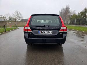 Black Volvo V70 2015 in Kretinga, with an engine capacity of 1.97 L and mileage of 235 thousand km for 5900 €, photo 7 on AUTOMOTO.COM.LV
