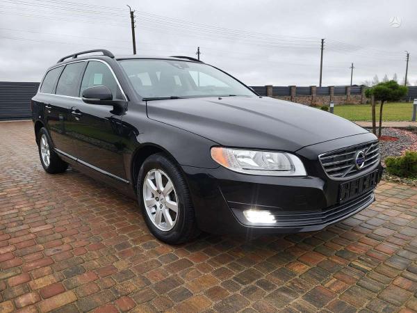 Black Volvo V70 2015 in Vilnius, with an engine capacity of 2.00 L and mileage of 251 thousand km for 7299 €, photo 6 on AUTOMOTO.COM.LV