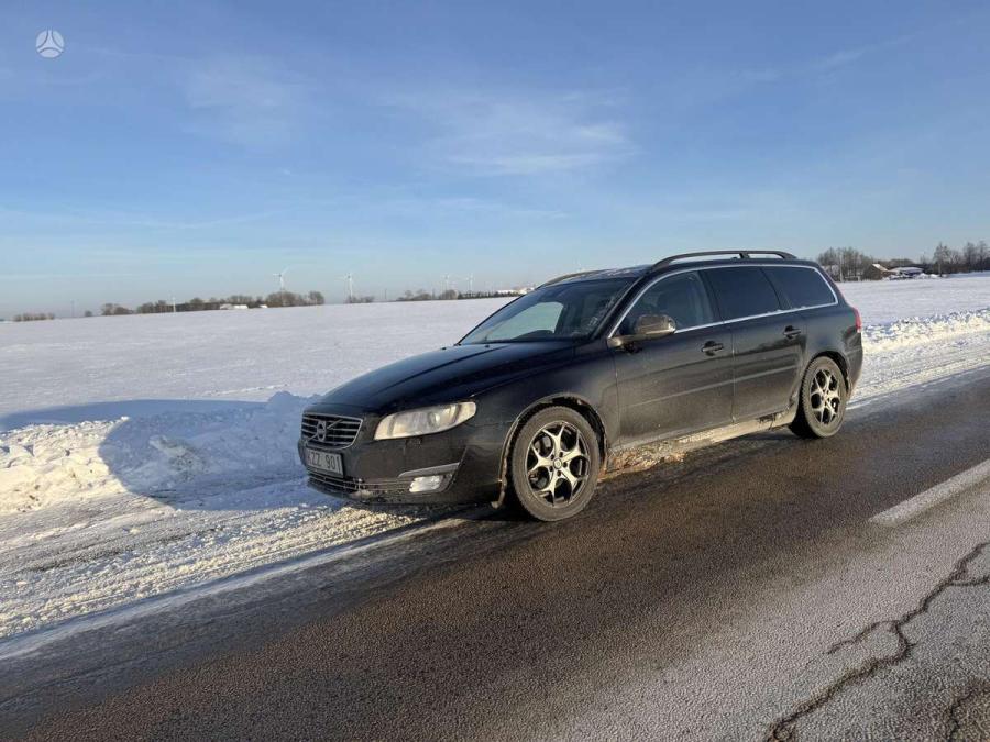 Black Volvo V70 2015 in Klaipeda, with an engine capacity of 1.98 L and mileage of 506 thousand km for 7999 €, photo 5 on AUTOMOTO.COM.LV