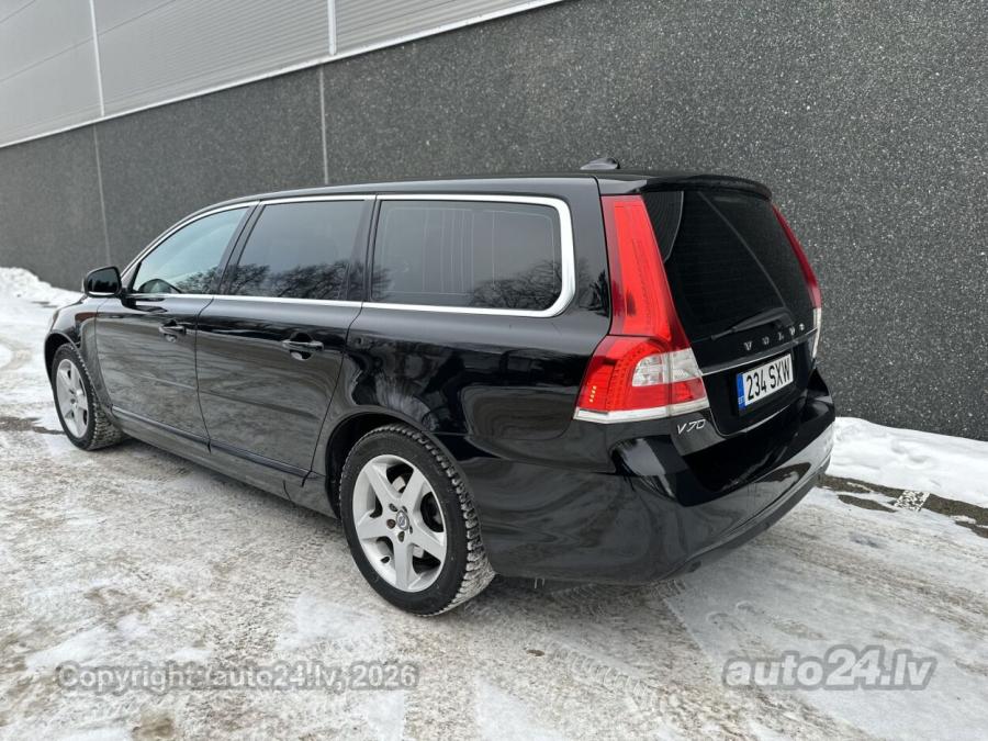 Melns Volvo V70 2015 Pērnava, ar dzinēja tilpumu 2.00 L un nobraukumu 208 tūkst. km par 7290 €, foto 7 vietnē AUTOMOTO.COM.LV
