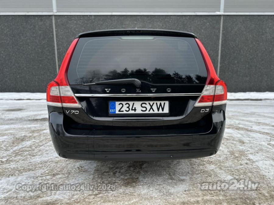 Melns Volvo V70 2015 Pērnava, ar dzinēja tilpumu 2.00 L un nobraukumu 208 tūkst. km par 7290 €, foto 8 vietnē AUTOMOTO.COM.LV