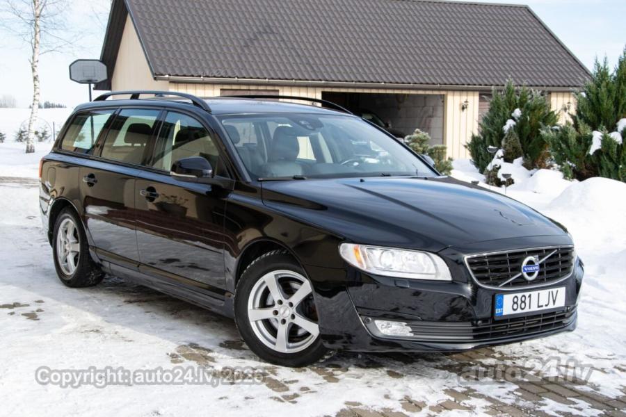 Black Volvo V70 2015 in Paide, with an engine capacity of 2.00 L and mileage of 262 thousand km for 7990 €, photo 3 on AUTOMOTO.COM.LV
