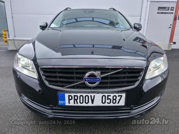 Black Volvo V70 2015 in Tallinn, with an engine capacity of 2.40 L and mileage of 261 thousand km for 9850 €, photo 7 on AUTOMOTO.COM.LV