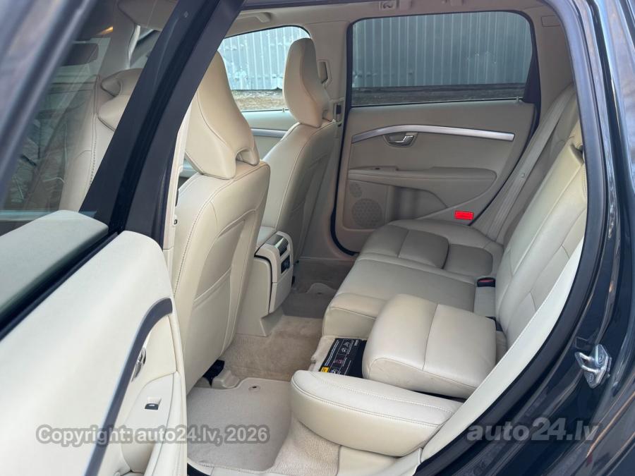 Черный Вольво В70 2015 в Таллин, объемом двигателя 2.00 л и пробегом 278 тыс. км за 8700 €, фото 19 на AUTOMOTO.COM.LV