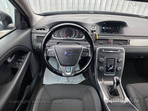 Melns Volvo V70 2015 Tallina, ar dzinēja tilpumu 2.00 L un nobraukumu 242 tūkst. km par 7650 €, foto 16 vietnē AUTOMOTO.COM.LV