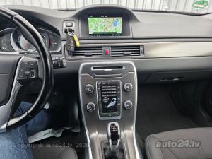 Melns Volvo V70 2015 Tallina, ar dzinēja tilpumu 2.00 L un nobraukumu 242 tūkst. km par 7650 €, foto 17 vietnē AUTOMOTO.COM.LV
