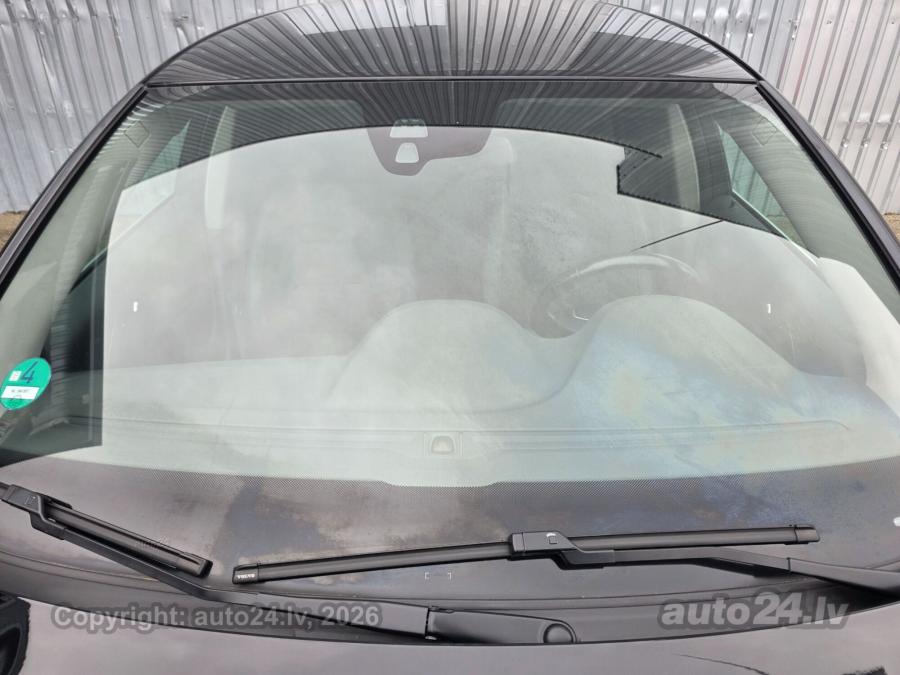 Melns Volvo V70 2015 Tallina, ar dzinēja tilpumu 2.00 L un nobraukumu 242 tūkst. km par 7650 €, foto 22 vietnē AUTOMOTO.COM.LV