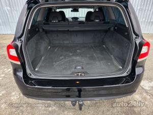 Melns Volvo V70 2015 Tallina, ar dzinēja tilpumu 2.00 L un nobraukumu 242 tūkst. km par 7650 €, foto 25 vietnē AUTOMOTO.COM.LV