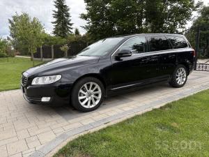 Черный Вольво В70 2015 в Бауска, объемом двигателя 2.00 л и пробегом 199 тыс. км за 6500 €, фото  на AUTOMOTO.COM.LV