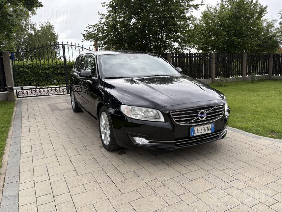 Melns Volvo V70 2015 Bauska, ar dzinēja tilpumu 2.00 L un nobraukumu 199 tūkst. km par 6500 €, foto 7 vietnē AUTOMOTO.COM.LV