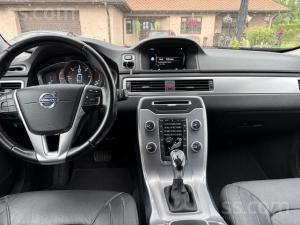 Melns Volvo V70 2015 Bauska, ar dzinēja tilpumu 2.00 L un nobraukumu 199 tūkst. km par 6500 €, foto 10 vietnē AUTOMOTO.COM.LV