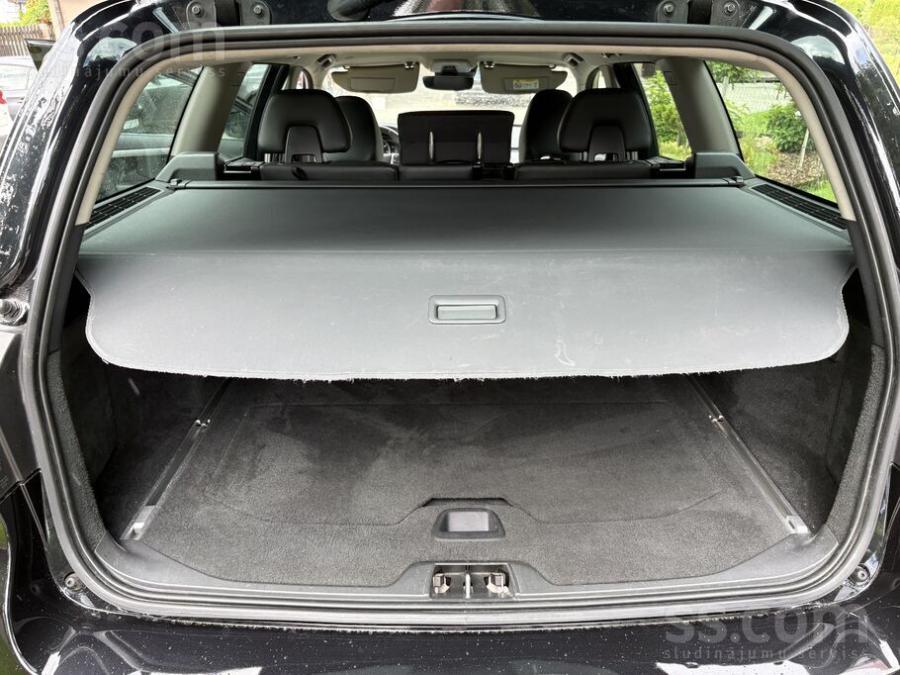 Melns Volvo V70 2015 Bauska, ar dzinēja tilpumu 2.00 L un nobraukumu 199 tūkst. km par 6500 €, foto 16 vietnē AUTOMOTO.COM.LV