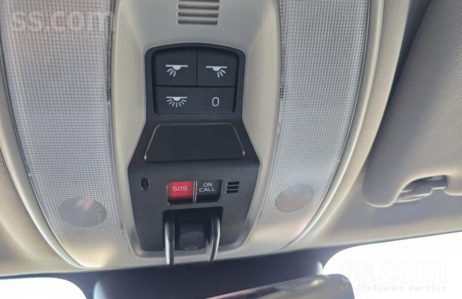 Melns Volvo V70 2015 Daugavpils, ar dzinēja tilpumu 2.00 L un nobraukumu 390 tūkst. km par 5350 €, foto 6 vietnē AUTOMOTO.COM.LV