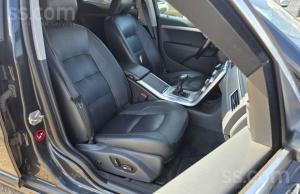 Melns Volvo V70 2015 Daugavpils, ar dzinēja tilpumu 2.00 L un nobraukumu 390 tūkst. km par 5350 €, foto 12 vietnē AUTOMOTO.COM.LV