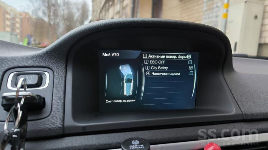 Melns Volvo V70 2015 Daugavpils, ar dzinēja tilpumu 2.00 L un nobraukumu 390 tūkst. km par 5350 €, foto 18 vietnē AUTOMOTO.COM.LV