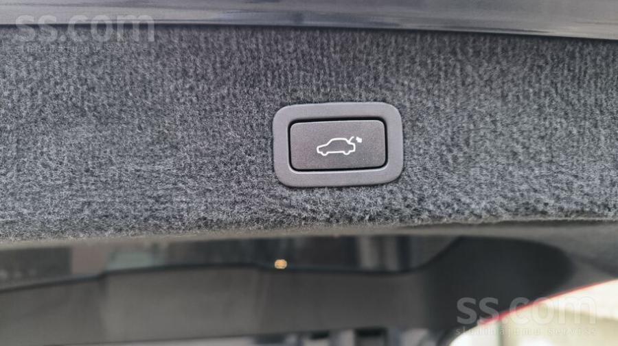 Melns Volvo V70 2015 Daugavpils, ar dzinēja tilpumu 2.00 L un nobraukumu 390 tūkst. km par 5350 €, foto 19 vietnē AUTOMOTO.COM.LV