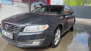 Melns Volvo V70 2015 Daugavpils, ar dzinēja tilpumu 2.00 L un nobraukumu 390 tūkst. km par 5350 €, foto 20 vietnē AUTOMOTO.COM.LV