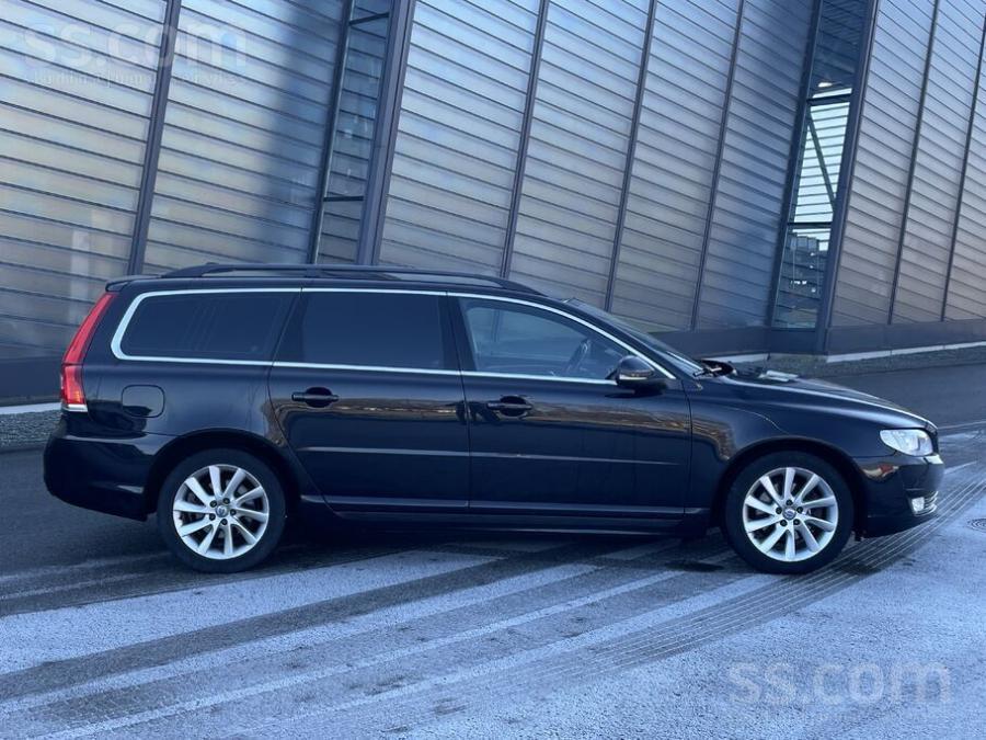 Melns Volvo V70 2015 Liepāja, ar dzinēja tilpumu 2.00 L un nobraukumu 270 tūkst. km par 7900 €, foto 6 vietnē AUTOMOTO.COM.LV