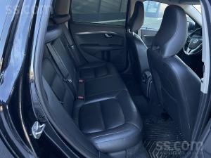 Melns Volvo V70 2015 Liepāja, ar dzinēja tilpumu 2.00 L un nobraukumu 270 tūkst. km par 7900 €, foto 13 vietnē AUTOMOTO.COM.LV