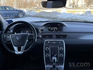 Melns Volvo V70 2015 Liepāja, ar dzinēja tilpumu 2.00 L un nobraukumu 270 tūkst. km par 7900 €, foto 18 vietnē AUTOMOTO.COM.LV