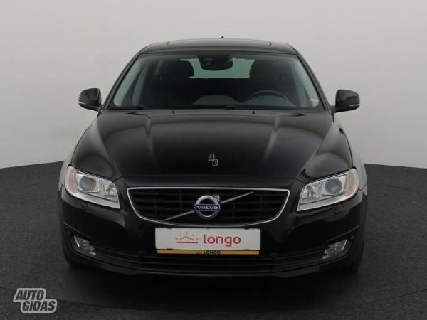 Black Volvo V70 2015 in Vilnius, with an engine capacity of 2.00 L and mileage of 247 thousand km for 8399 €, photo 3 on AUTOMOTO.COM.LV