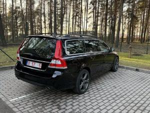 Черный Вольво В70 2015 в Рига, объемом двигателя 2.00 л и пробегом 195 тыс. км за 3000 €, фото 5 на AUTOMOTO.COM.LV