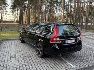 Черный Вольво В70 2015 в Рига, объемом двигателя 2.00 л и пробегом 195 тыс. км за 3000 €, фото 6 на AUTOMOTO.COM.LV