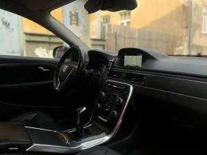 Melns Volvo V70 2015 Cēsis, ar dzinēja tilpumu 2.00 L un nobraukumu 444 tūkst. km par 4990 €, foto 12 vietnē AUTOMOTO.COM.LV