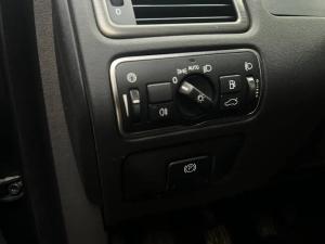 Melns Volvo V70 2015 Cēsis, ar dzinēja tilpumu 2.00 L un nobraukumu 444 tūkst. km par 4990 €, foto 16 vietnē AUTOMOTO.COM.LV