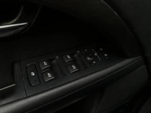 Melns Volvo V70 2015 Cēsis, ar dzinēja tilpumu 2.00 L un nobraukumu 444 tūkst. km par 4990 €, foto 17 vietnē AUTOMOTO.COM.LV