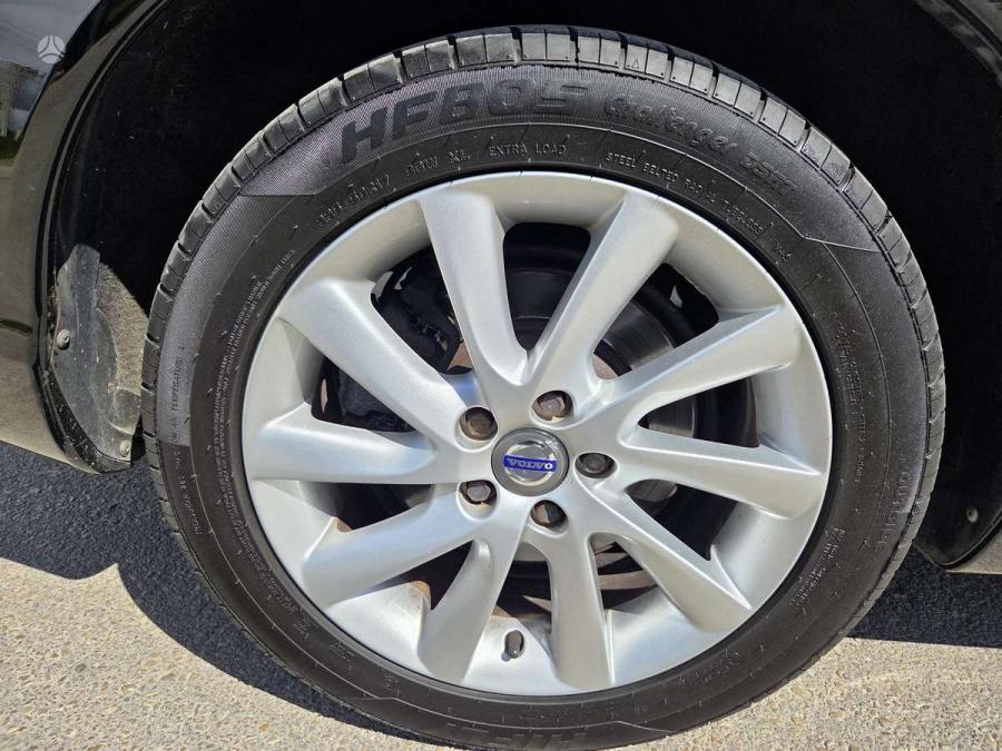 Melns Volvo V70 2015 Kauņa, ar dzinēja tilpumu 1.98 L un nobraukumu 290 tūkst. km par 8900 €, foto 15 vietnē AUTOMOTO.COM.LV