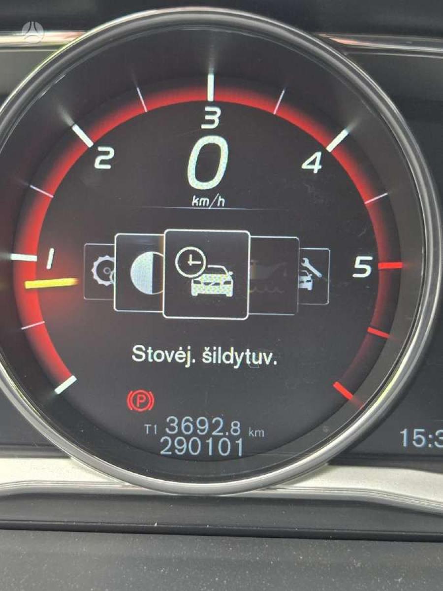 Melns Volvo V70 2015 Kauņa, ar dzinēja tilpumu 1.98 L un nobraukumu 290 tūkst. km par 8900 €, foto 17 vietnē AUTOMOTO.COM.LV