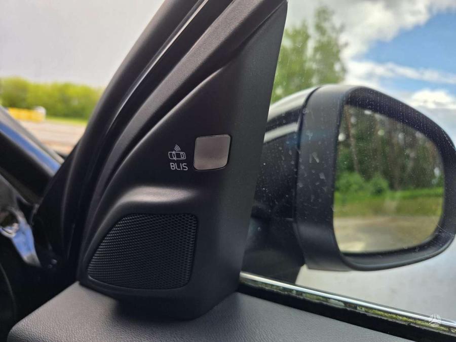 Melns Volvo V70 2015 Kauņa, ar dzinēja tilpumu 1.98 L un nobraukumu 290 tūkst. km par 8900 €, foto 19 vietnē AUTOMOTO.COM.LV