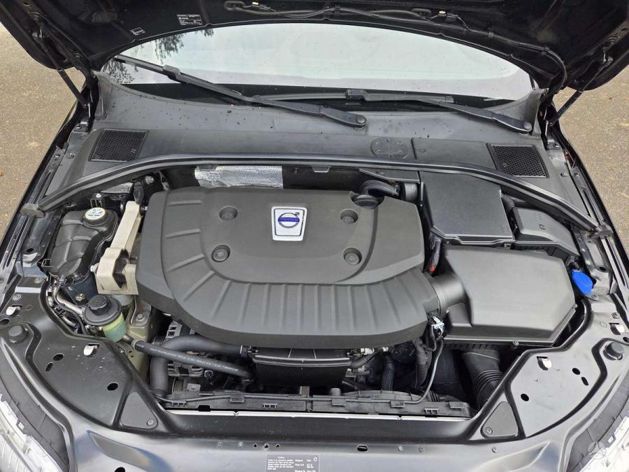 Melns Volvo V70 2015 Kauņa, ar dzinēja tilpumu 1.98 L un nobraukumu 290 tūkst. km par 8900 €, foto 27 vietnē AUTOMOTO.COM.LV