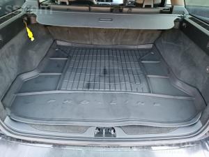 Black Volvo V70 2015 in Liepaja, with an engine capacity of 2.00 L and mileage of 335 thousand km for 6000 €, photo 5 on AUTOMOTO.COM.LV